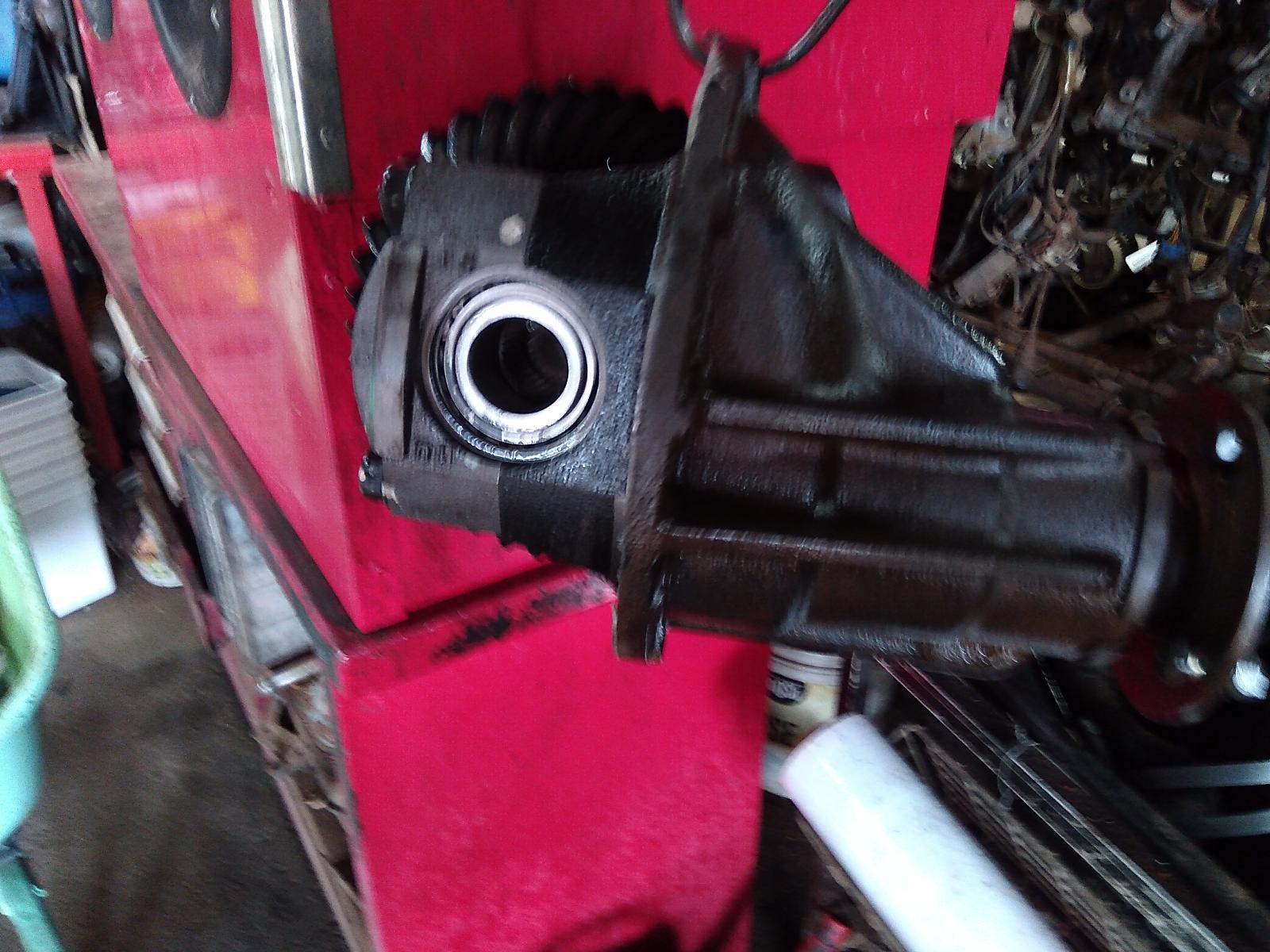 2005 FORD COURIER DIFFERENTIAL CENTRE - Narrandera Auto Wreckers