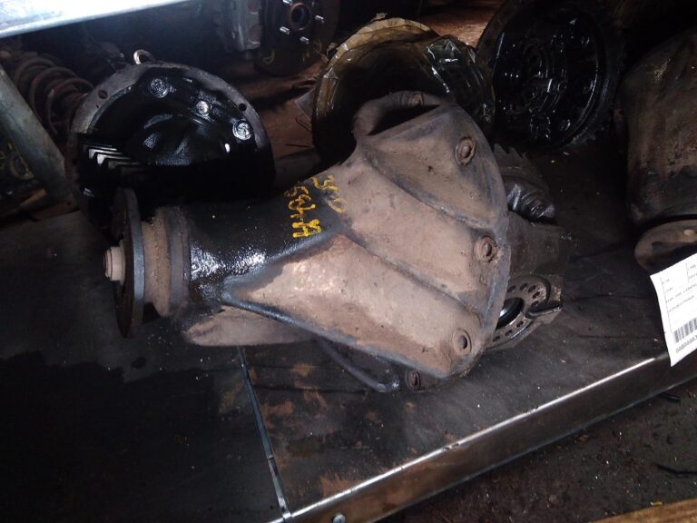 1981 MITSUBISHI L300 REAR DIFF ASSEMBLY - Narrandera Auto Wreckers