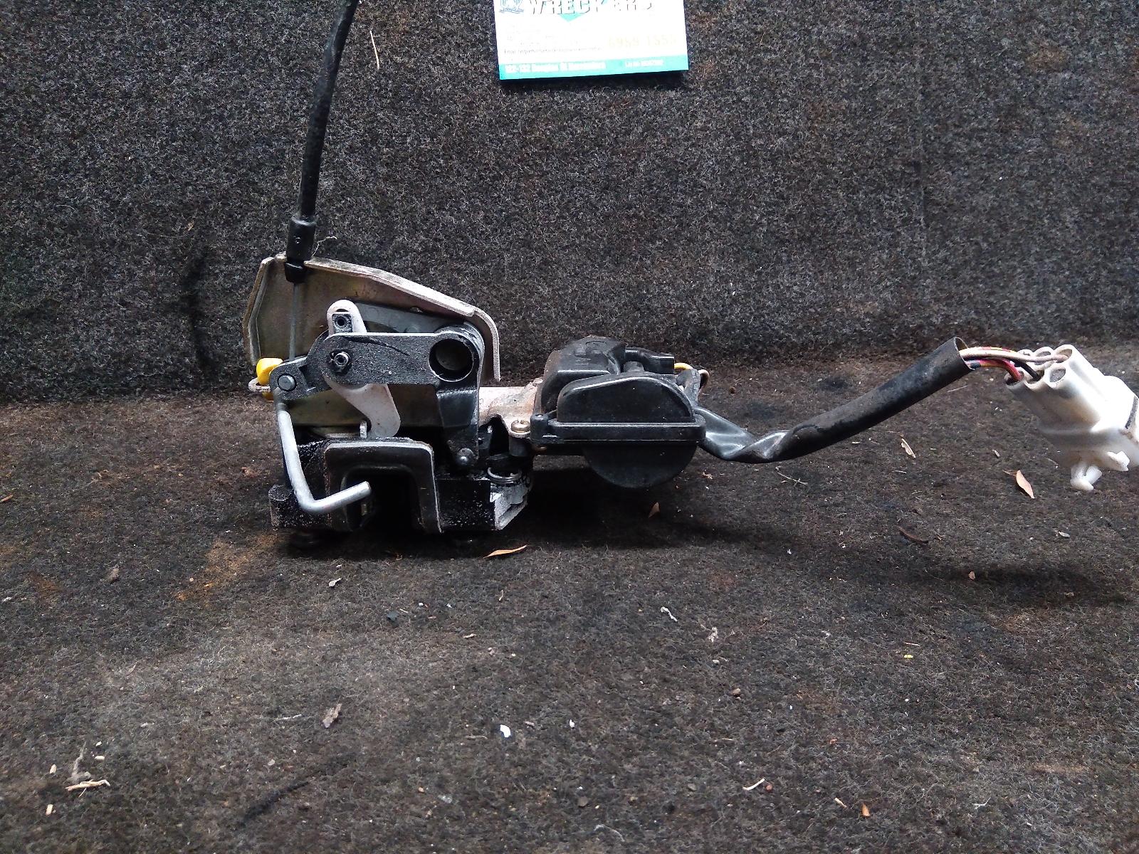 2004 FORD FALCON DOOR/BOOT/GATE LOCK – Narrandera Auto Wreckers